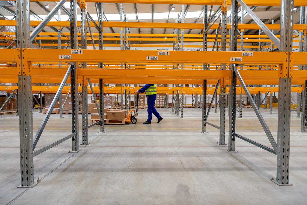 Increase Staff Efficiency Through A Solid Warehouse Maintenance Plan ...