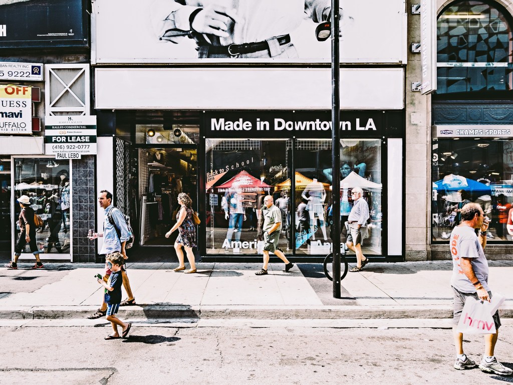 Old-School Ways to Bring in New Customers - Matt Sweetwood